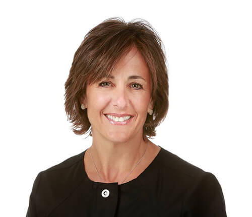 Lisa Theiss's Instagram, Twitter & Facebook on IDCrawl